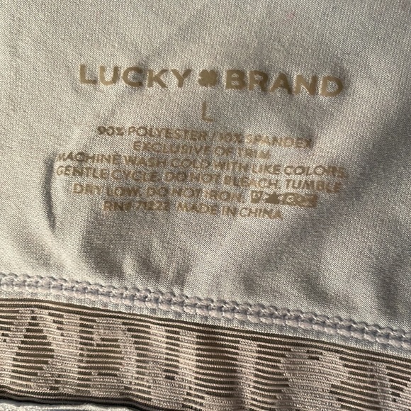 Lucky Brand | Intimates & Sleepwear | Ln Lucky Low Impact Bralette ...